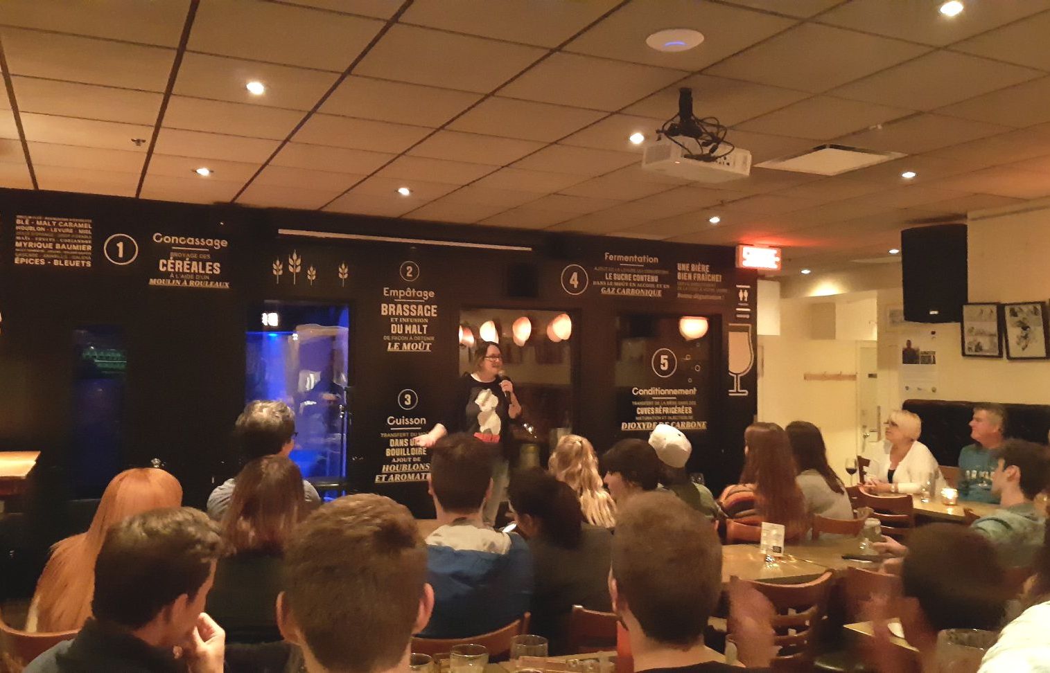 Rire Québec fait la promotion de la relève humoristique