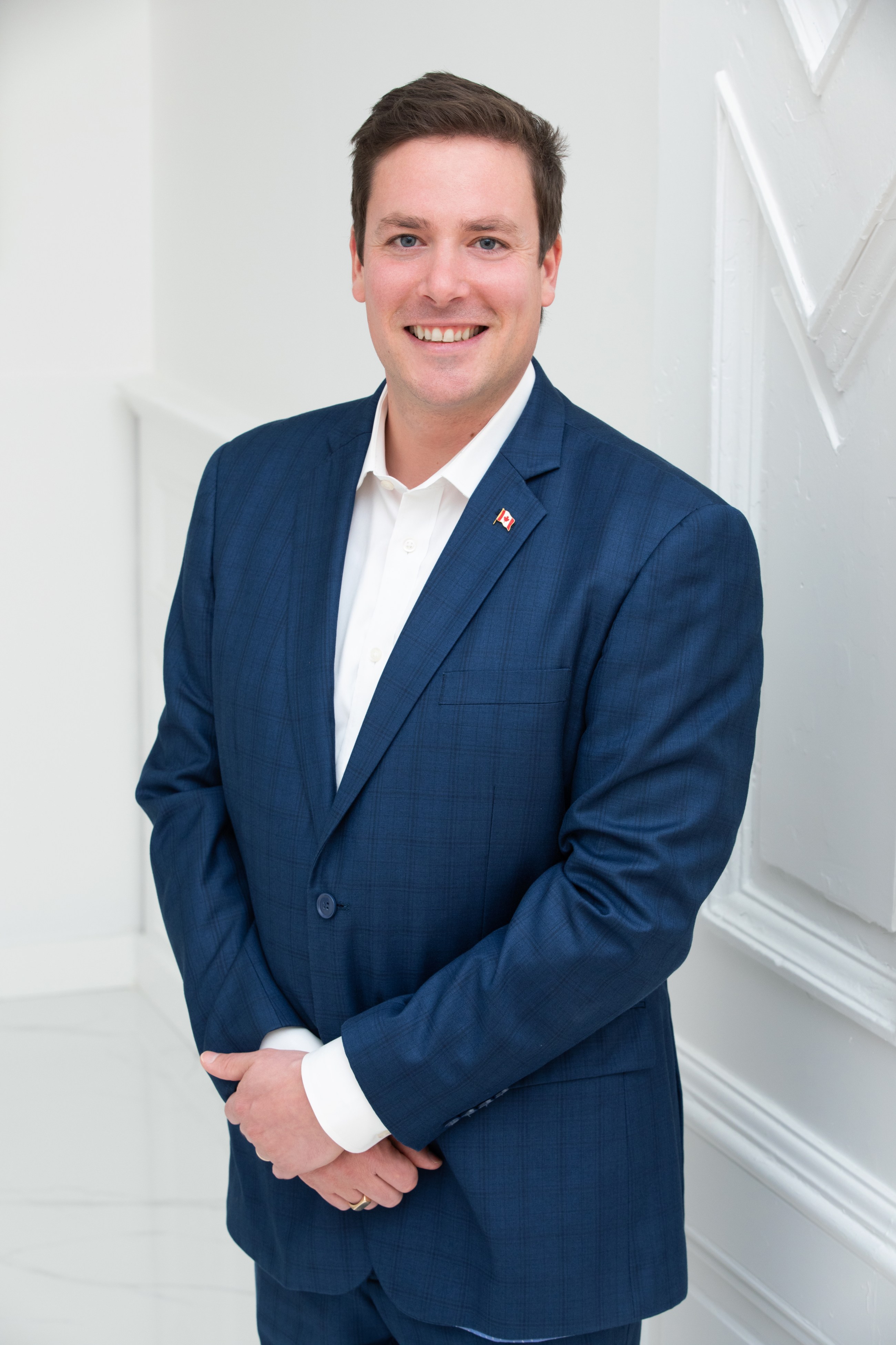 Alupa Clarke annonce ses couleurs