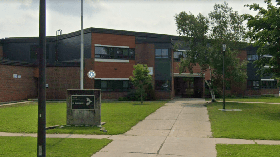 «Un individu au comportement étrange» près de l'école de la Ribambelle