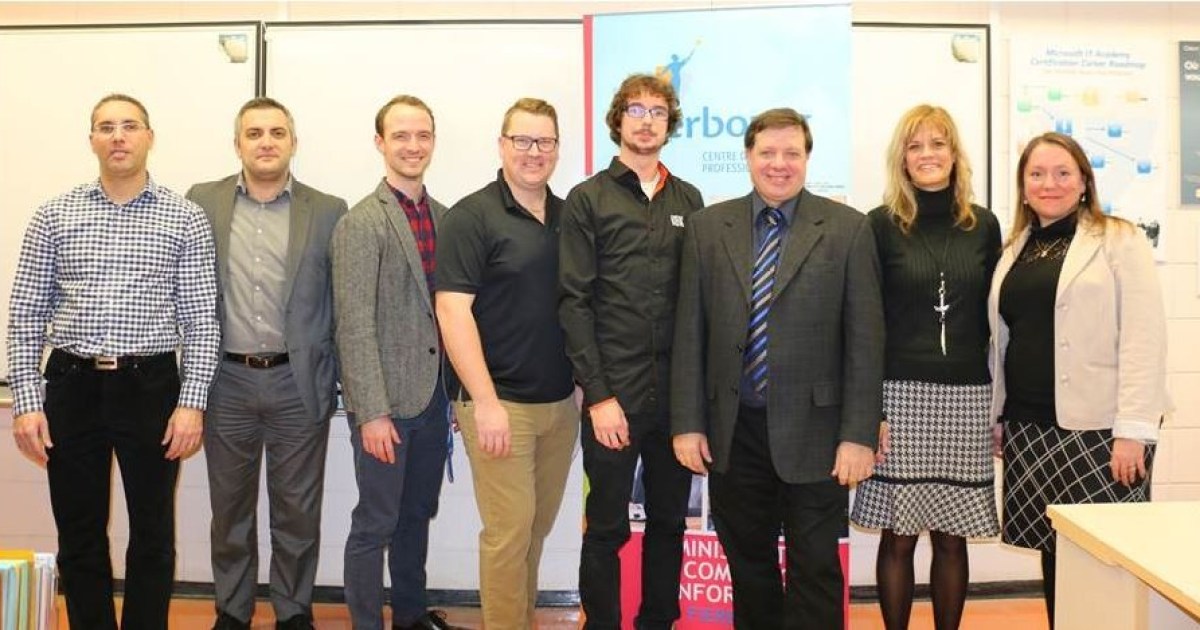 Fierbourg inaugure un centre d’appels pour les clients de l’OPEQ